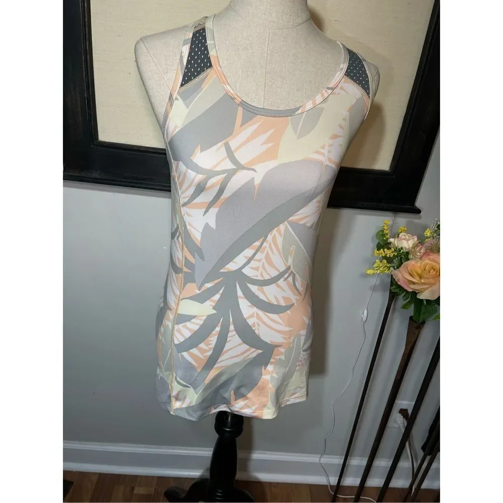 GAP | Tops | Gapfitsmalltop | Poshmark